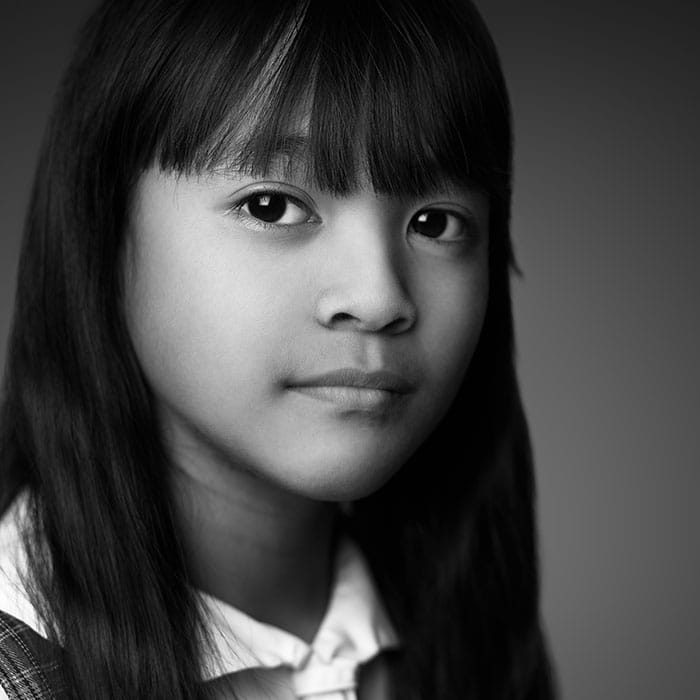 One Light Photography Tutorial: 10 Ways to Shoot Portraits with One Light