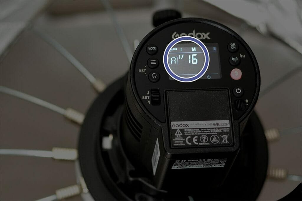 Strobe Flash Heads for Photographers (BEGINNERS GUIDE)