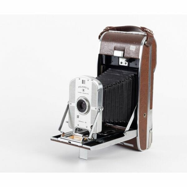 History of Cameras: Technology Through the Ages (1500-NOW)