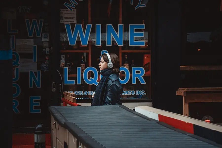 How to Photograph Strangers