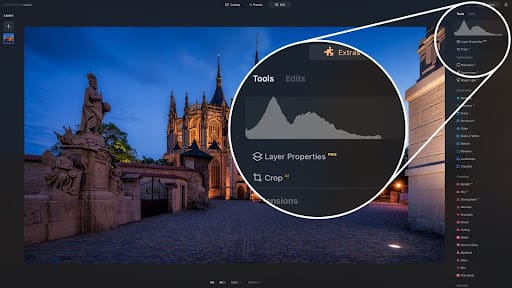 Understanding Histograms in Photography (Luminar Neo)
